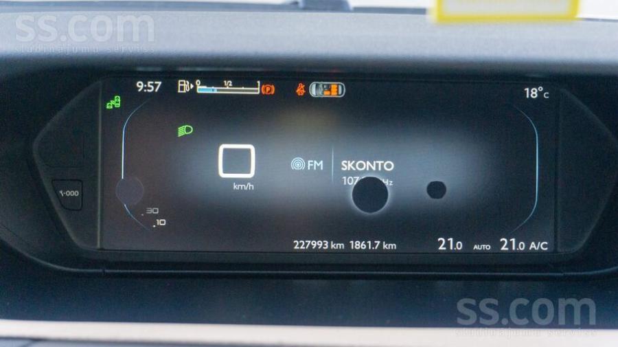 Pelēks Citroen c4-picasso 2015 Rīga, ar dzinēja tilpumu 2.00 L un nobraukumu 228 tūkst. km par 6890 €, foto 19 vietnē AUTOMOTO.COM.LV