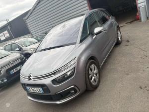 Grey Citroen c4-picasso 2017 in Kaunas, with an engine capacity of 1.20 L and mileage of 118 thousand km for 5590 €, photo 3 on AUTOMOTO.COM.LV
