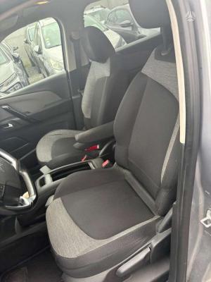 Grey Citroen c4-picasso 2017 in Kaunas, with an engine capacity of 1.20 L and mileage of 118 thousand km for 5590 €, photo 13 on AUTOMOTO.COM.LV