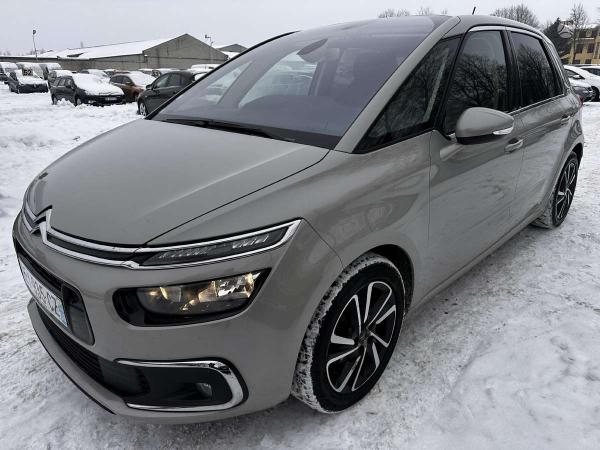 Grey Citroen c4-picasso 2018 in Taurage, with an engine capacity of 1.20 L and mileage of 128 thousand km for 4900 €, photo 1 on AUTOMOTO.COM.LV