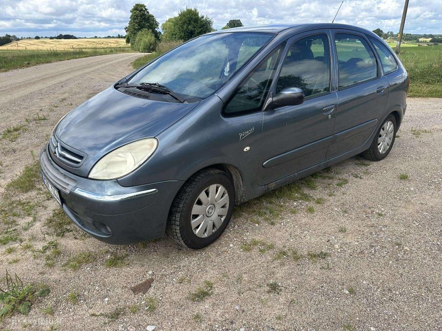 Pelēks Citroen c4-picasso 2005 Prienai, ar dzinēja tilpumu 1.60 L un nobraukumu 240 tūkst. km par 620 €, foto 4 vietnē AUTOMOTO.COM.LV