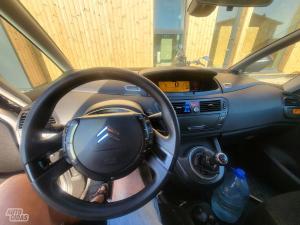 Pelēks Citroen c4-picasso 2006 Kauņa, ar dzinēja tilpumu 1.60 L un nobraukumu 360 tūkst. km par 400 €, foto 4 vietnē AUTOMOTO.COM.LV