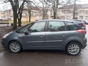 Grey Citroen c4-picasso 2007 in Riga, with an engine capacity of 1.60 L and mileage of 235 thousand km for 2300 €, photo 8 on AUTOMOTO.COM.LV