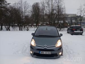 Pelēks Citroen c4-picasso 2007 Rīga, ar dzinēja tilpumu 1.60 L un nobraukumu 235 tūkst. km par 1950 €, foto 3 vietnē AUTOMOTO.COM.LV