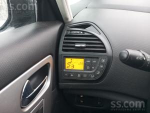 Pelēks Citroen c4-picasso 2007 Rīga, ar dzinēja tilpumu 1.60 L un nobraukumu 235 tūkst. km par 1950 €, foto 8 vietnē AUTOMOTO.COM.LV