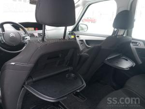 Pelēks Citroen c4-picasso 2007 Rīga, ar dzinēja tilpumu 1.60 L un nobraukumu 235 tūkst. km par 1950 €, foto 9 vietnē AUTOMOTO.COM.LV