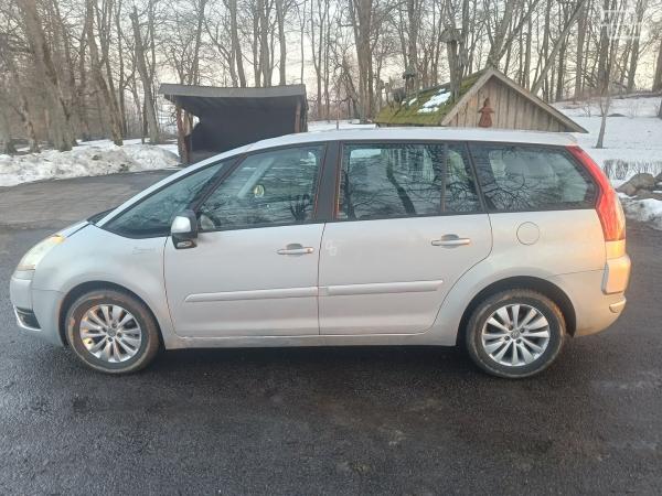 Pelēks Citroen c4-picasso 2007 Šilalė, ar dzinēja tilpumu 1.60 L un nobraukumu 275 tūkst. km par 1250 €, foto 3 vietnē AUTOMOTO.COM.LV