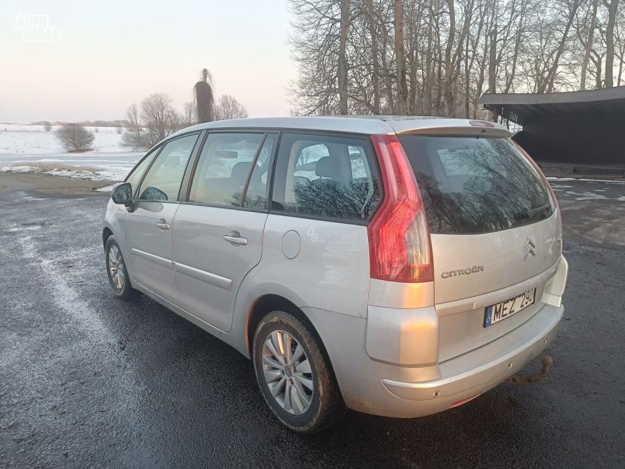 Grey Citroen c4-picasso 2007 in Silale, with an engine capacity of 1.60 L and mileage of 275 thousand km for 1250 €, photo 4 on AUTOMOTO.COM.LV