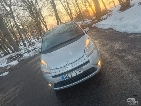 Pelēks Citroen c4-picasso 2007 Šilalė, ar dzinēja tilpumu 1.60 L un nobraukumu 275 tūkst. km par 1250 €, foto 8 vietnē AUTOMOTO.COM.LV