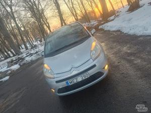 Grey Citroen c4-picasso 2007 in Silale, with an engine capacity of 1.60 L and mileage of 275 thousand km for 1250 €, photo 8 on AUTOMOTO.COM.LV