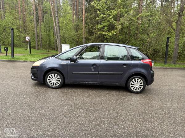 Grey Citroen c4-picasso 2007 in Anyksciai, with an engine capacity of 1.60 L and mileage of 378 thousand km for 800 €, photo 2 on AUTOMOTO.COM.LV