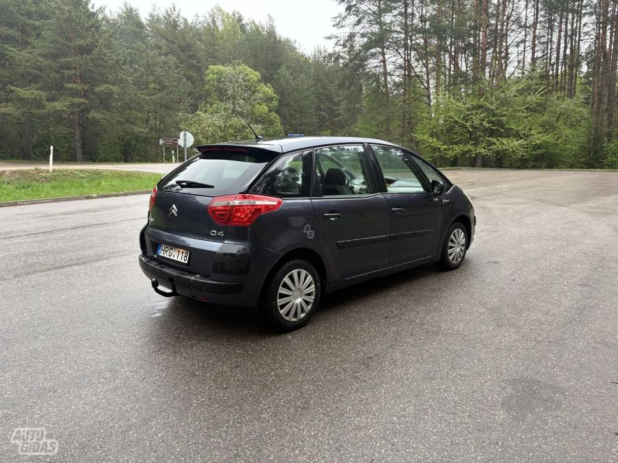 Grey Citroen c4-picasso 2007 in Anyksciai, with an engine capacity of 1.60 L and mileage of 378 thousand km for 800 €, photo 6 on AUTOMOTO.COM.LV