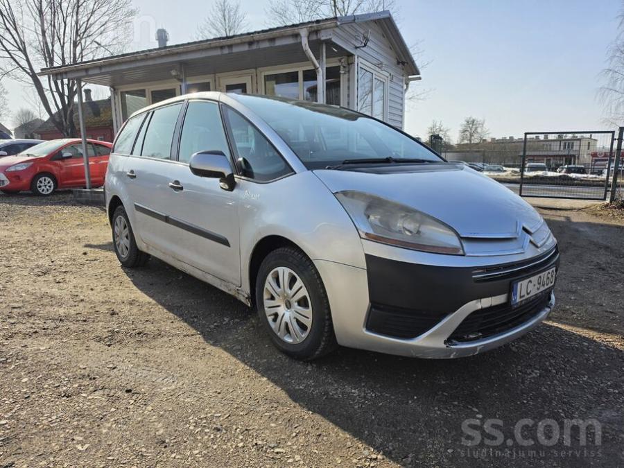 Pelēks Citroen c4-picasso 2007 Rēzekne, ar dzinēja tilpumu 1.60 L un nobraukumu 0 tūkst. km par 900 €, foto 5 vietnē AUTOMOTO.COM.LV