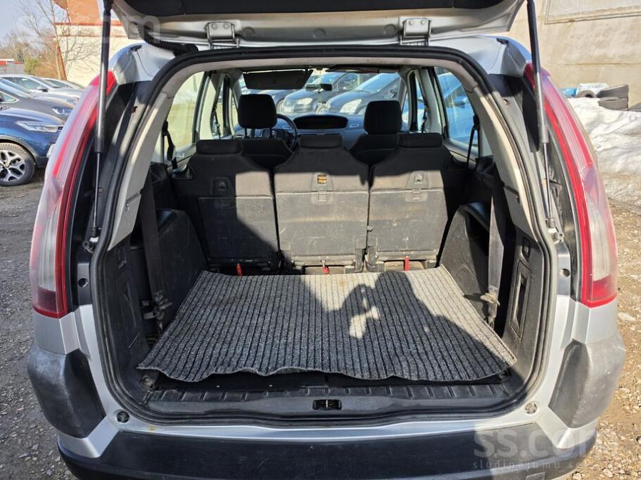 Pelēks Citroen c4-picasso 2007 Rēzekne, ar dzinēja tilpumu 1.60 L un nobraukumu 0 tūkst. km par 900 €, foto 18 vietnē AUTOMOTO.COM.LV