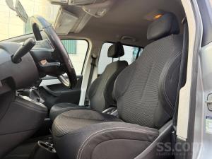 Grey Citroen c4-picasso 2007 in Riga, with an engine capacity of 1.60 L and mileage of 0 thousand km for 2500 €, photo 6 on AUTOMOTO.COM.LV