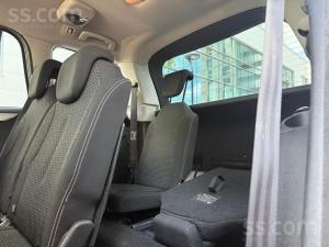 Grey Citroen c4-picasso 2007 in Riga, with an engine capacity of 1.60 L and mileage of 0 thousand km for 2500 €, photo 8 on AUTOMOTO.COM.LV