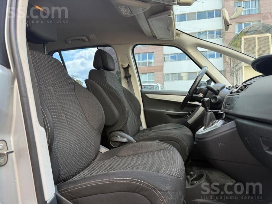 Grey Citroen c4-picasso 2007 in Riga, with an engine capacity of 1.60 L and mileage of 0 thousand km for 2500 €, photo 10 on AUTOMOTO.COM.LV