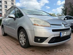 Grey Citroen c4-picasso 2007 in Riga, with an engine capacity of 1.60 L and mileage of 0 thousand km for 2500 €, photo 14 on AUTOMOTO.COM.LV