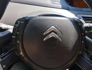 Pelēks Citroen c4-picasso 2007 Kauņa, ar dzinēja tilpumu 1.60 L un nobraukumu 261 tūkst. km par 1350 €, foto 5 vietnē AUTOMOTO.COM.LV