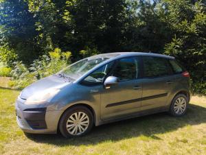 Pelēks Citroen c4-picasso 2007 Kauņa, ar dzinēja tilpumu 1.60 L un nobraukumu 261 tūkst. km par 1350 €, foto 9 vietnē AUTOMOTO.COM.LV