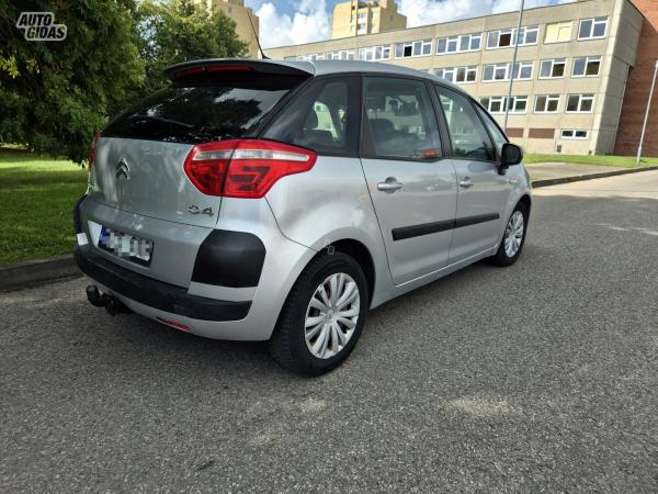 Pelēks Citroen c4-picasso 2007 Kauņa, ar dzinēja tilpumu 1.60 L un nobraukumu 322 tūkst. km par 800 €, foto 3 vietnē AUTOMOTO.COM.LV