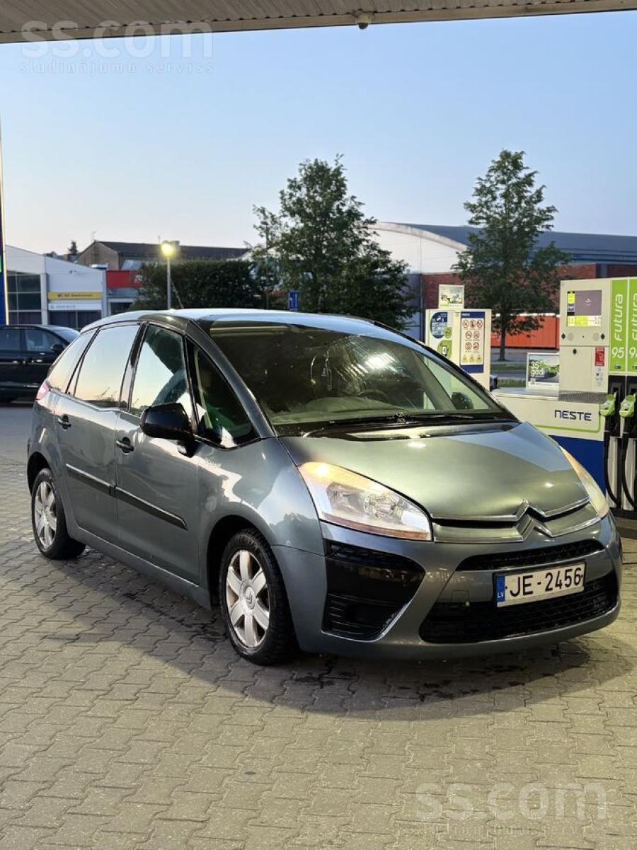 Pelēks Citroen c4-picasso 2008 Kuldīga, ar dzinēja tilpumu 2.00 L un nobraukumu 0 tūkst. km par 6990 €, foto 3 vietnē AUTOMOTO.COM.LV