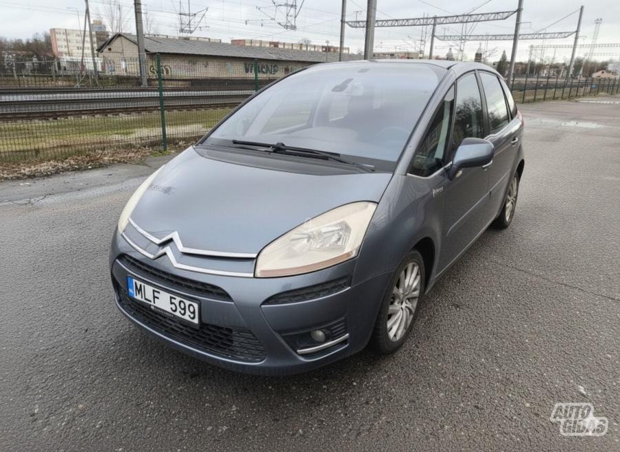 Pelēks Citroen c4-picasso 2008 Šauļi, ar dzinēja tilpumu 1.60 L un nobraukumu 244 tūkst. km par 1550 €, foto 3 vietnē AUTOMOTO.COM.LV