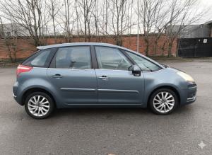 Pelēks Citroen c4-picasso 2008 Šauļi, ar dzinēja tilpumu 1.60 L un nobraukumu 244 tūkst. km par 1550 €, foto 7 vietnē AUTOMOTO.COM.LV
