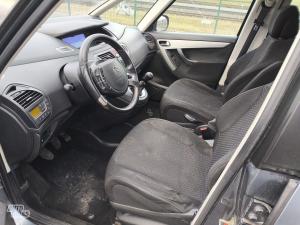 Pelēks Citroen c4-picasso 2008 Šauļi, ar dzinēja tilpumu 1.60 L un nobraukumu 244 tūkst. km par 1550 €, foto 9 vietnē AUTOMOTO.COM.LV