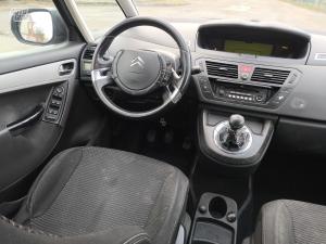 Pelēks Citroen c4-picasso 2008 Šauļi, ar dzinēja tilpumu 1.60 L un nobraukumu 244 tūkst. km par 1550 €, foto 10 vietnē AUTOMOTO.COM.LV