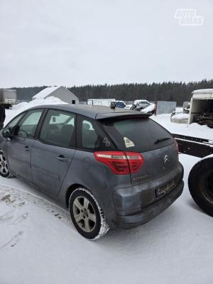 Pelēks Citroen c4-picasso 2008 Viļņa, ar dzinēja tilpumu 2.00 L un nobraukumu 200 tūkst. km par 650 €, foto 2 vietnē AUTOMOTO.COM.LV