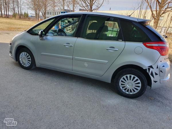 Pelēks Citroen c4-picasso 2008 Šauļi, ar dzinēja tilpumu 1.60 L un nobraukumu 295 tūkst. km par 1250 €, foto 8 vietnē AUTOMOTO.COM.LV