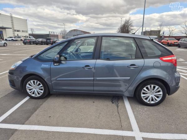 Grey Citroen c4-picasso 2008 in Klaipeda, with an engine capacity of 2.00 L and mileage of 208 thousand km for 850 €, photo 8 on AUTOMOTO.COM.LV