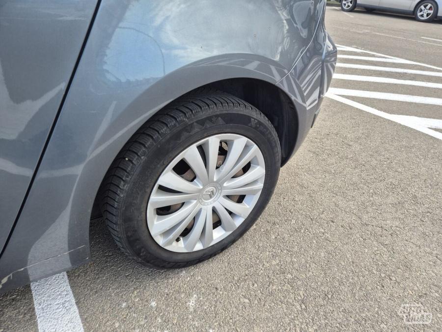 Pelēks Citroen c4-picasso 2008 Klaipėda, ar dzinēja tilpumu 2.00 L un nobraukumu 208 tūkst. km par 850 €, foto 12 vietnē AUTOMOTO.COM.LV