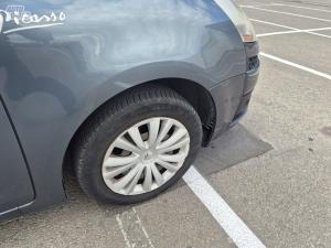 Pelēks Citroen c4-picasso 2008 Klaipėda, ar dzinēja tilpumu 2.00 L un nobraukumu 208 tūkst. km par 850 €, foto 14 vietnē AUTOMOTO.COM.LV