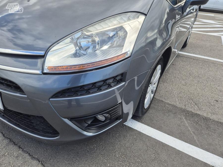 Pelēks Citroen c4-picasso 2008 Klaipėda, ar dzinēja tilpumu 2.00 L un nobraukumu 208 tūkst. km par 850 €, foto 17 vietnē AUTOMOTO.COM.LV