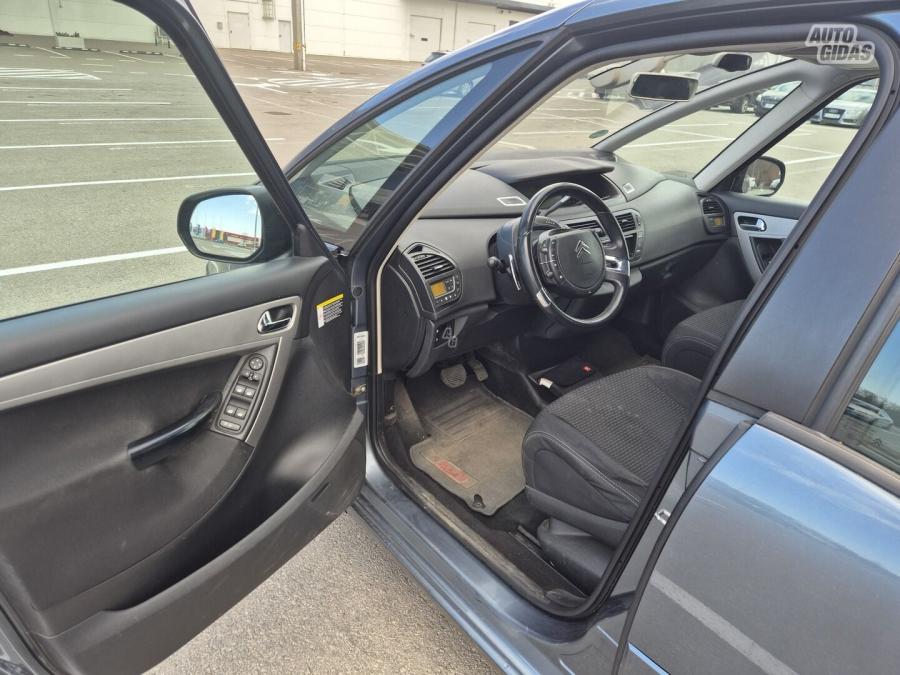 Pelēks Citroen c4-picasso 2008 Klaipėda, ar dzinēja tilpumu 2.00 L un nobraukumu 208 tūkst. km par 850 €, foto 19 vietnē AUTOMOTO.COM.LV