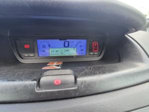 Pelēks Citroen c4-picasso 2008 Klaipėda, ar dzinēja tilpumu 2.00 L un nobraukumu 208 tūkst. km par 850 €, foto 30 vietnē AUTOMOTO.COM.LV