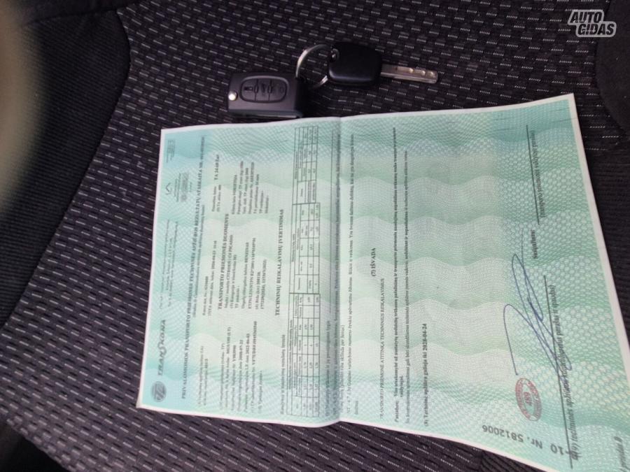Pelēks Citroen c4-picasso 2008 Klaipėda, ar dzinēja tilpumu 2.00 L un nobraukumu 208 tūkst. km par 850 €, foto 31 vietnē AUTOMOTO.COM.LV