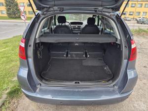 Pelēks Citroen c4-picasso 2008 Klaipėda, ar dzinēja tilpumu 2.00 L un nobraukumu 208 tūkst. km par 850 €, foto 32 vietnē AUTOMOTO.COM.LV