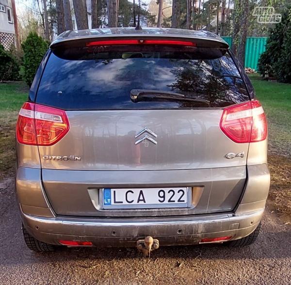 Pelēks Citroen c4-picasso 2008 Kauņa, ar dzinēja tilpumu 1.60 L un nobraukumu 282 tūkst. km par 1250 €, foto 3 vietnē AUTOMOTO.COM.LV