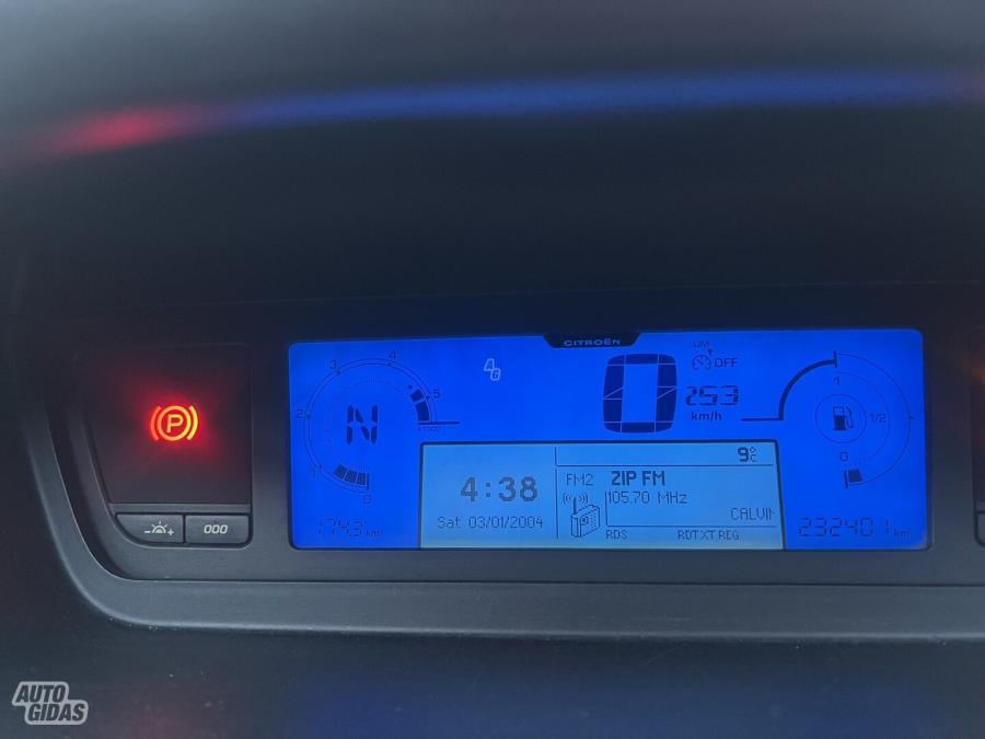 Pelēks Citroen c4-picasso 2008 Tauragė, ar dzinēja tilpumu 2.00 L un nobraukumu 232 tūkst. km par 1660 €, foto 14 vietnē AUTOMOTO.COM.LV