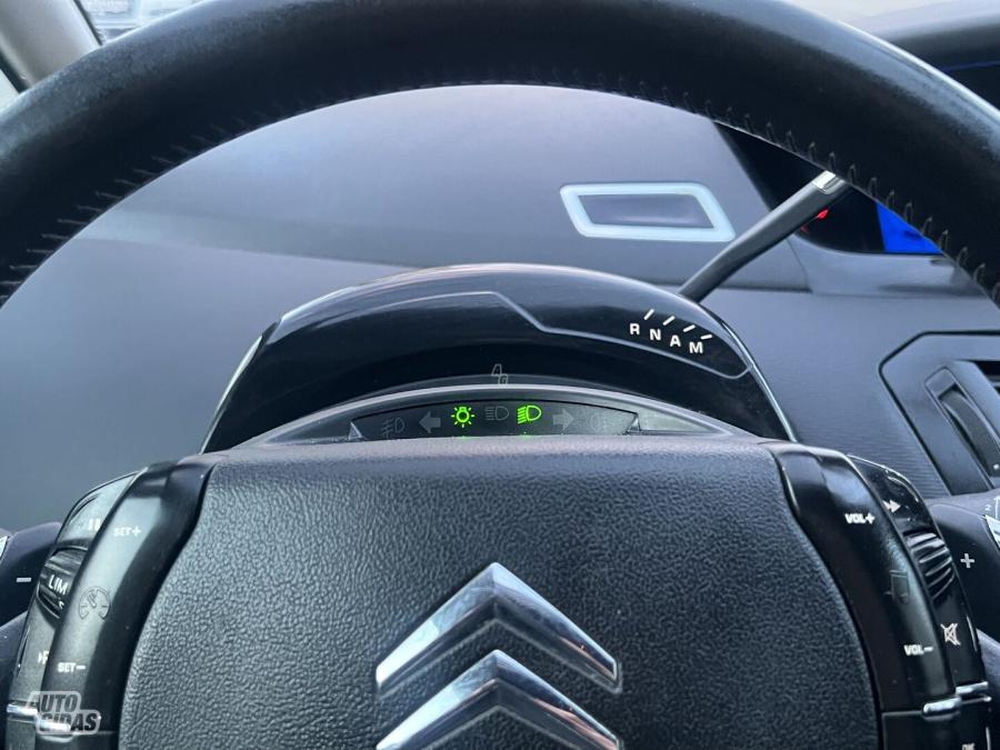 Pelēks Citroen c4-picasso 2008 Tauragė, ar dzinēja tilpumu 2.00 L un nobraukumu 232 tūkst. km par 1660 €, foto 25 vietnē AUTOMOTO.COM.LV