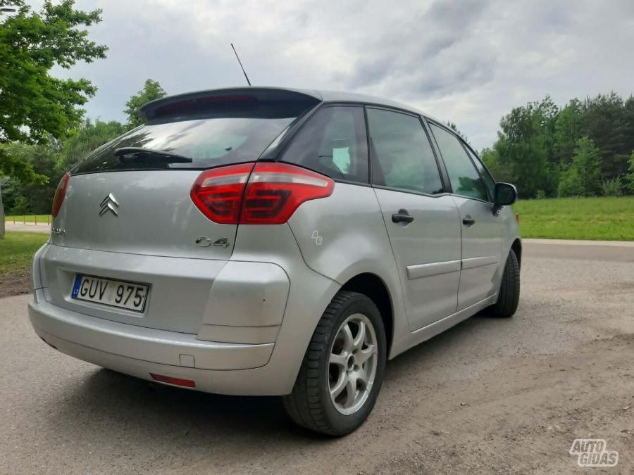 Pelēks Citroen c4-picasso 2008 Prienai, ar dzinēja tilpumu 1.60 L un nobraukumu 380 tūkst. km par 1070 €, foto 5 vietnē AUTOMOTO.COM.LV