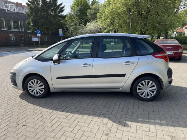 Grey Citroen c4-picasso 2008 in Klaipeda, with an engine capacity of 1.60 L and mileage of 218 thousand km for 2200 €, photo 7 on AUTOMOTO.COM.LV