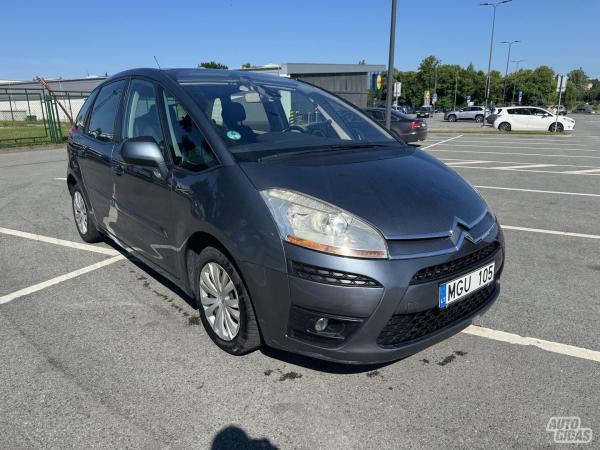 Grey Citroen c4-picasso 2008 in Klaipeda, with an engine capacity of 2.00 L and mileage of 204 thousand km for 2150 €, photo 4 on AUTOMOTO.COM.LV