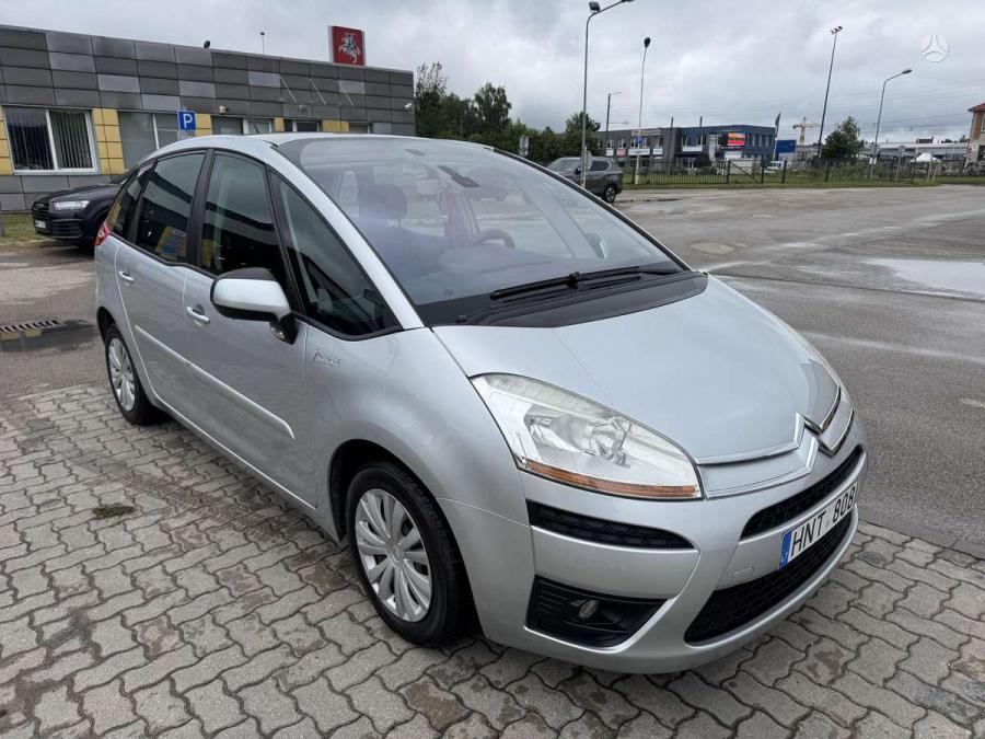 Pelēks Citroen c4-picasso 2008 Kauņa, ar dzinēja tilpumu 1.56 L un nobraukumu 103 tūkst. km par 3350 €, foto 1 vietnē AUTOMOTO.COM.LV