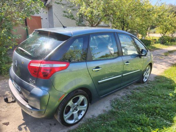 Citroen c4-picasso 2008 RadviliÅ”kis vietnÄ PelÄks Citroen c4-picasso 2008 RadviliÅ”kis, ar dzinÄja tilpumu 1.56 L un nobraukumu 317 tÅ«kst. km par 1500 ā¬, foto 9 vietnÄ AUTOMOTO.COM.LV