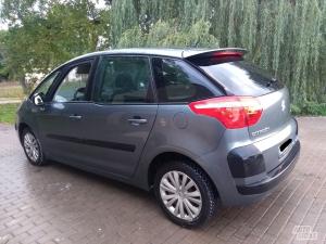 Grey Citroen c4-picasso 2008 in Vilkaviskis, with an engine capacity of 1.60 L and mileage of 260 thousand km for 1499 €, photo  on AUTOMOTO.COM.LV
