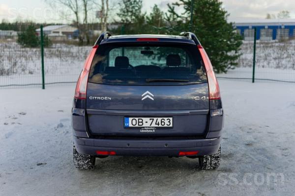 Pelēks Citroen c4-picasso 2009 Rīga, ar dzinēja tilpumu 2.00 L un nobraukumu 375 tūkst. km par 3990 €, foto 5 vietnē AUTOMOTO.COM.LV